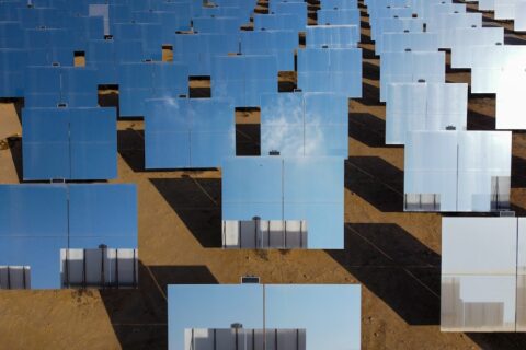 Paneles solares inteligentes: qué son, cómo funcionan y sus principales ...